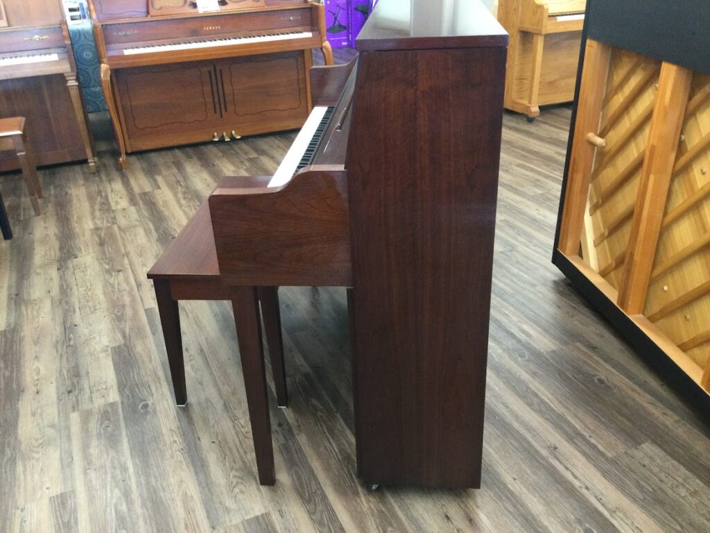 Cable-Nelson (by Yamaha), model CN216-SW, #H0024706 - 45” upright ...