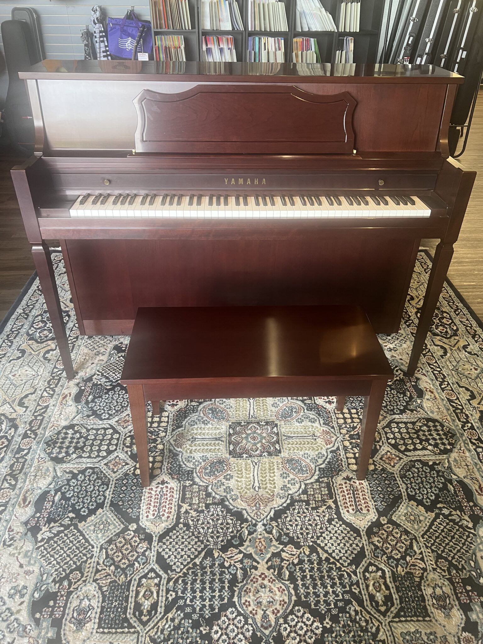 Yamaha M460C 44.5" Console Piano - Menchey Music