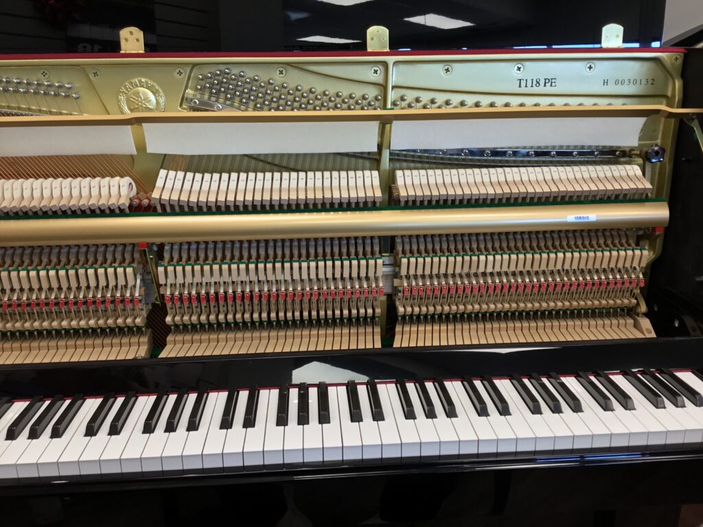 Yamaha - Model T118 polished ebony - 47” Upright Piano - Menchey Music